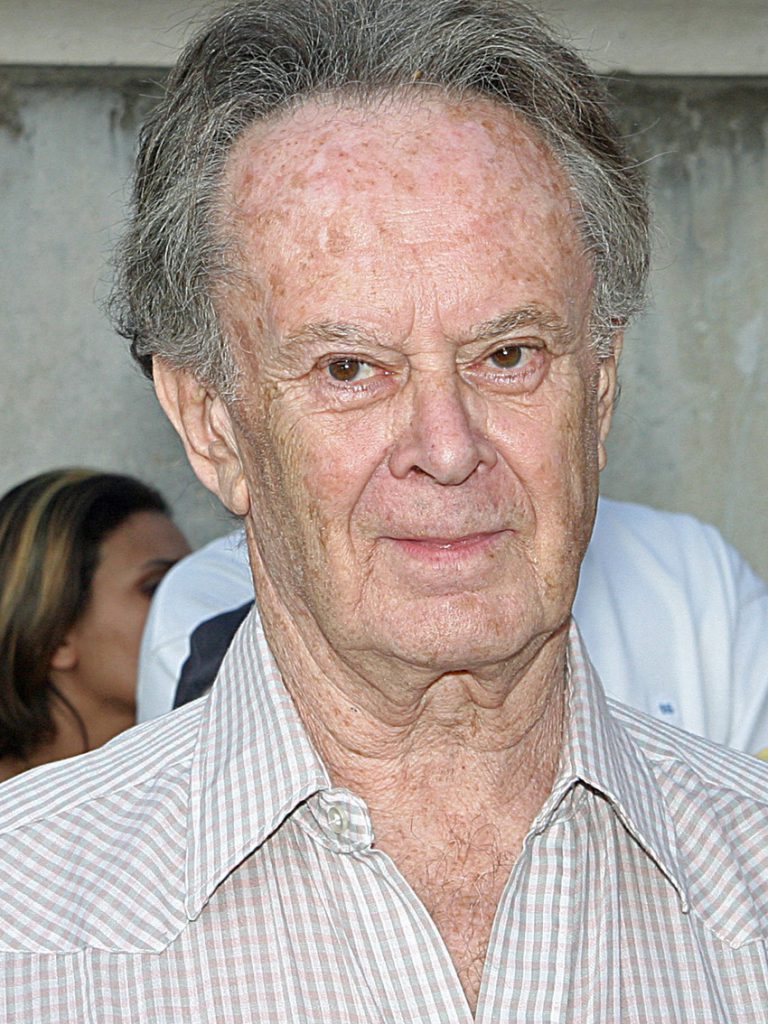 Jean Lafont, un manadier peu commun… | V+ Petite Camargue